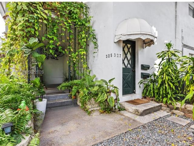 325 Bird Rd, Coral Gables, FL 33146