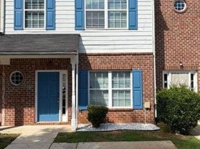 325 Brookview Dr, Riverdale, GA 30274