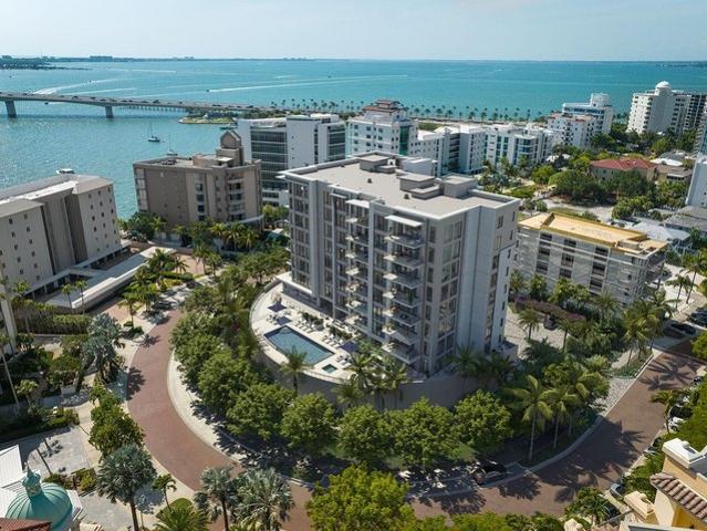 325 Golden Gate Pt Unit 604, Sarasota, FL 34236