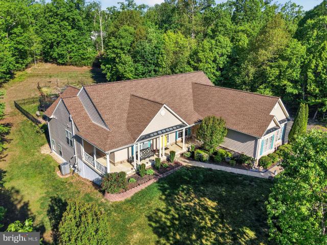 325 Gentle Breeze Cir, Fredericksburg, VA 22406 | MLS #VAST2048 | Compass