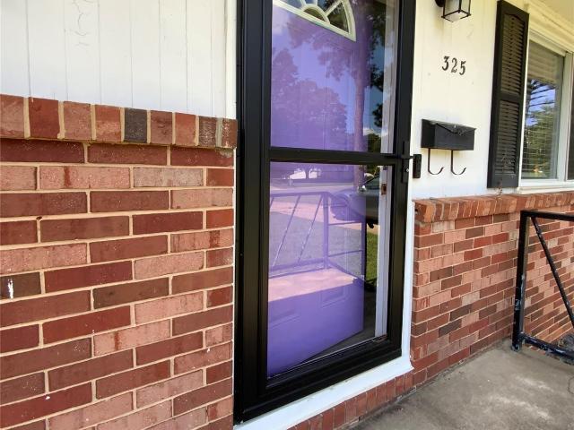 325 Glenwood Drive