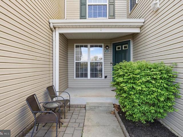 325 Green View Court