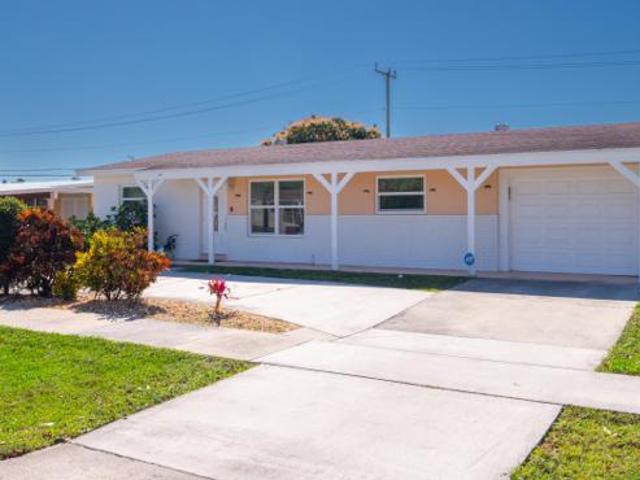 325 Greenbrier Dr, Palm Springs, FL 33461