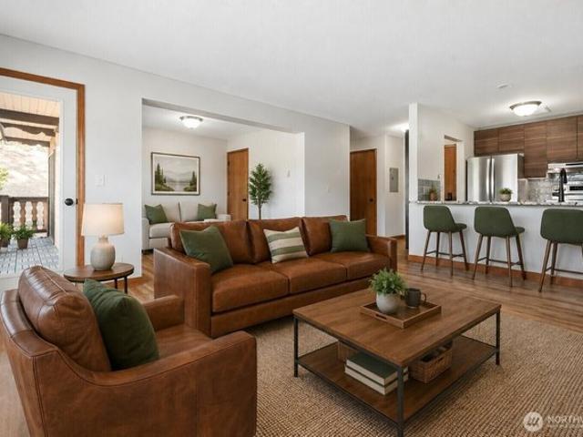 325 Division St Apt 202, Leavenworth, WA 98826