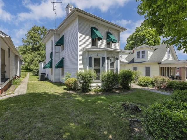 325 E Walnut St, Lancaster, OH 43130