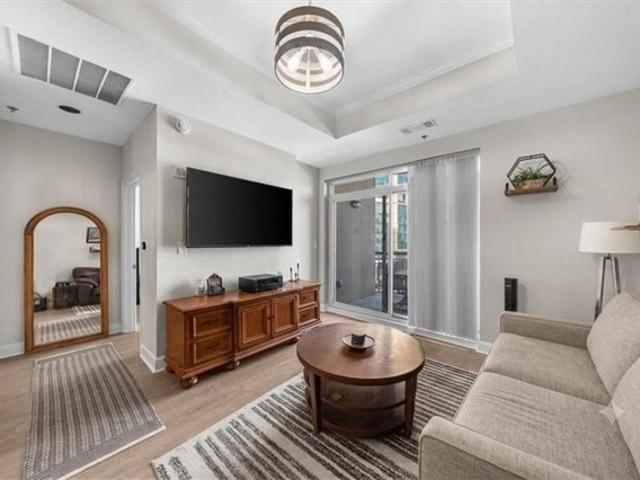 325 E Paces Ferry Rd NE Apt 504, Atlanta, GA 30305