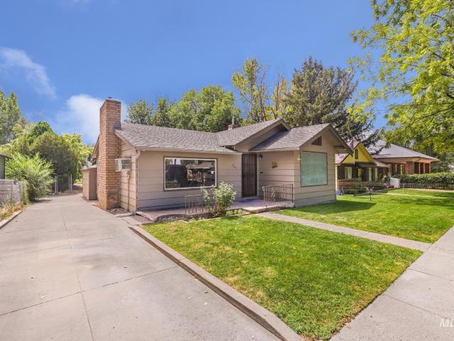 325 East Ave D