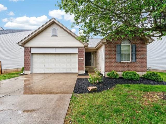 325 Easton Manor Dr, Monroe, OH 45050