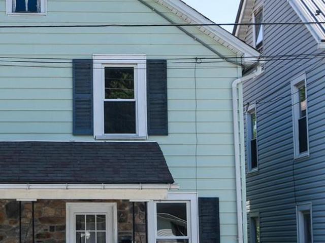 325 Fourth Street