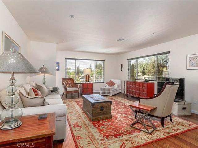 325 Fairview Ln, Paso Robles, CA 93446