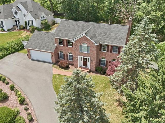 325 Francis Court