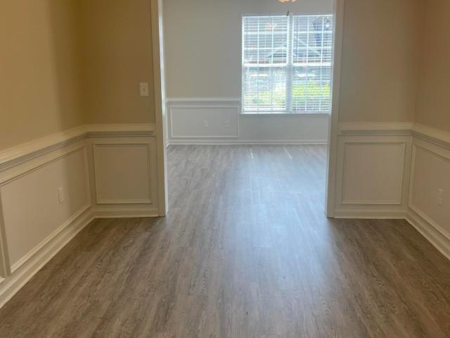 325 Hogan Way
