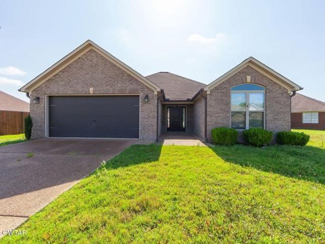325 Hidden Springs Ln, Jackson, TN 38305
