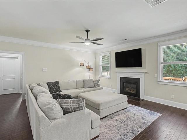 325 Hillgrove Drive