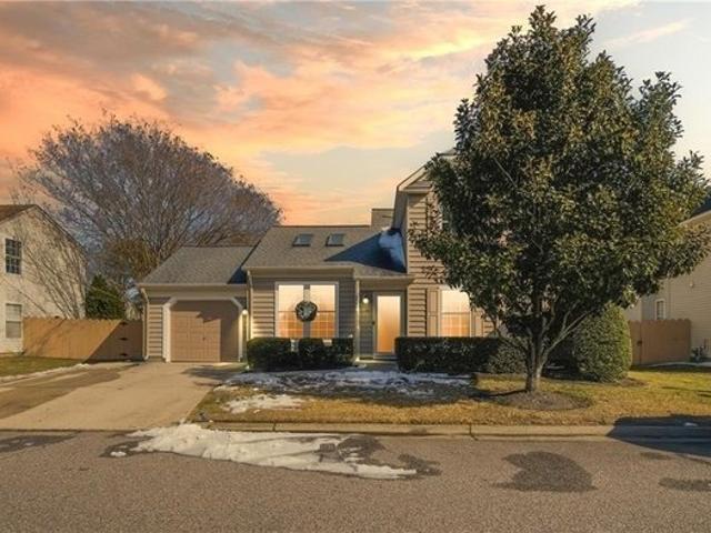 325 Oak Lake Run, Chesapeake, VA 23320