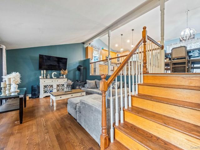 325 Oak Ridge Road