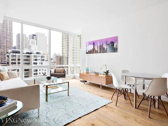 325 Lexington Avenue, New York, NY