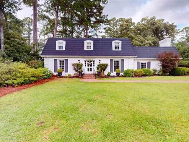 325 Lyndale Dr, Hartsville, SC 29550