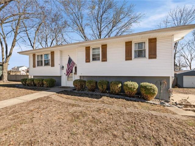 325 Matthews Lane