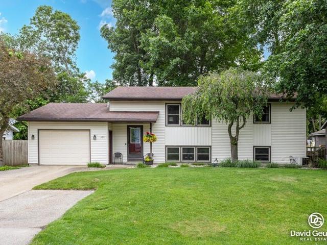 325 N Lindy St, Zeeland, MI 49464