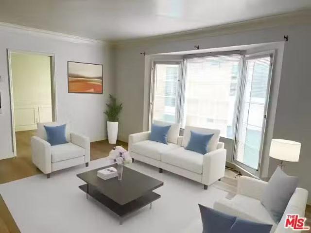 325 N Palm Dr, F, Beverly Hills, CA 90210