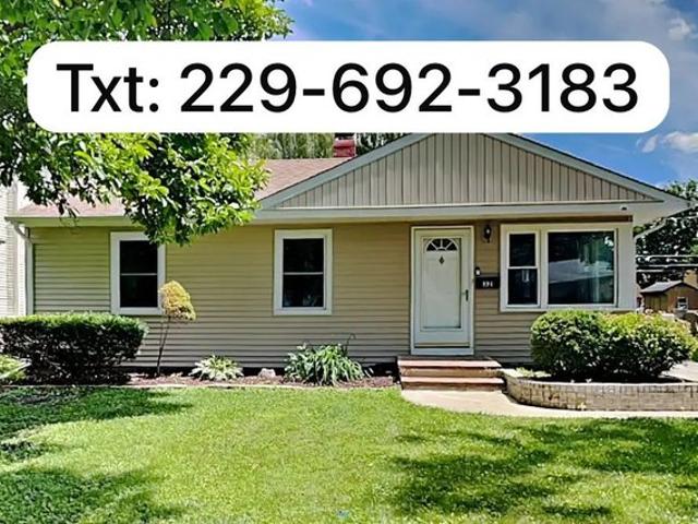 325 S Yale Ave, Addison, IL 60101
