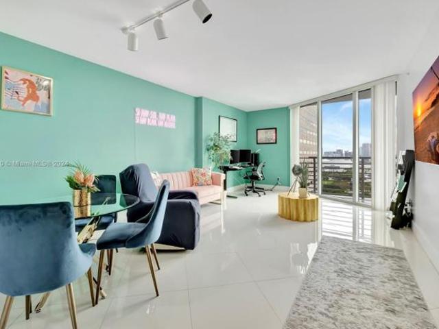 325 S Biscayne Blvd #2616, Miami, FL 33131