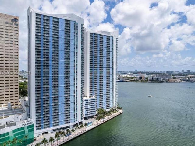 325 S Biscayne Blvd #2218, Miami, FL 33131