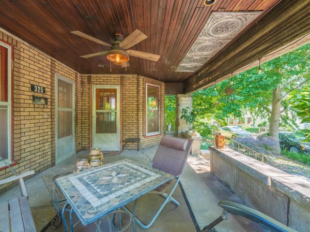 325 S Fairview Street