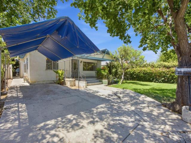325 San Lucas Street