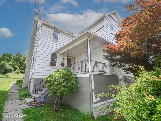 325 Simpson Street