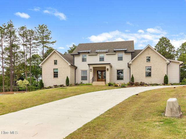 325 Sloan Lane