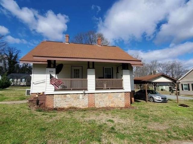 325 Stone St, Pacolet, SC 29372