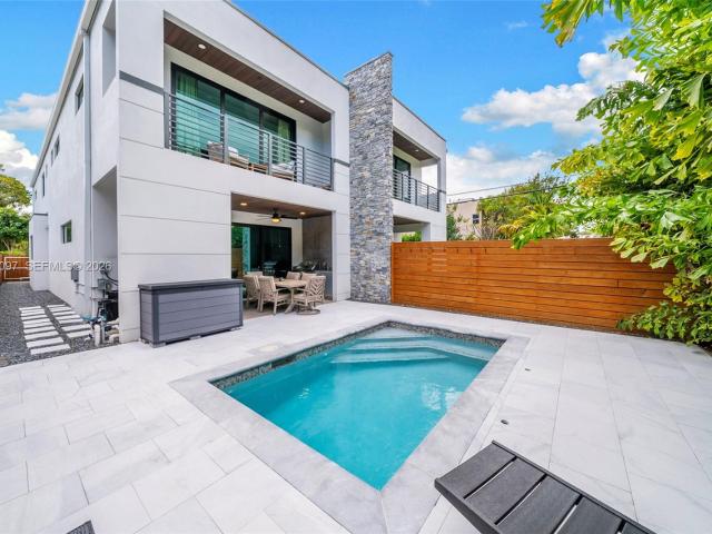 325 SW 16th St, Unit A, Fort Lauderdale, FL 33315 | MLS #A11962 | Compass