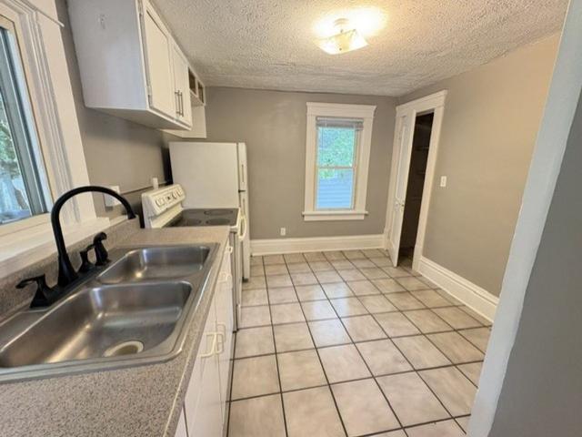 325 Para Ave Akron Oh 44305 1 Bedroom Apartment for Rent at 325 Para Ave, Akron, OH 44305 Goodyear Heights