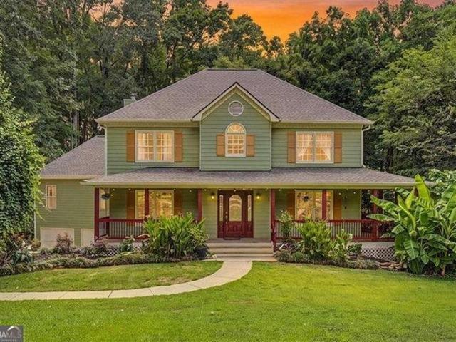 325 Picketts Xing, Acworth, GA 30101