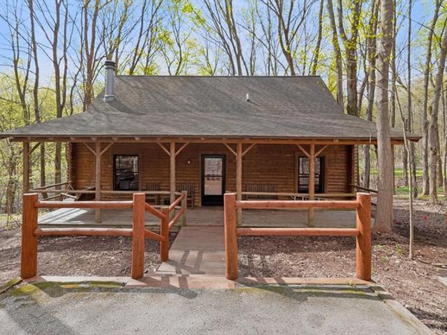325 Plymouth Colony Unit 26, Buchanan, MI 49107
