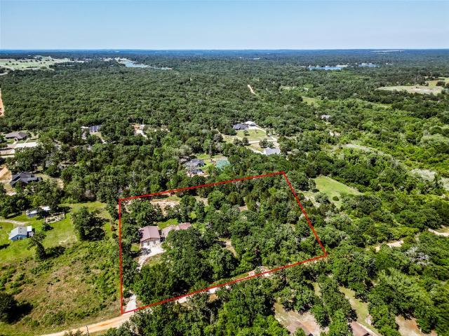 325 Planter Pointe Drive