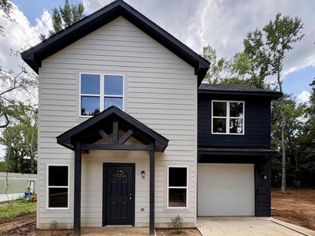 325 Royal Dr, Bullard, TX 75757