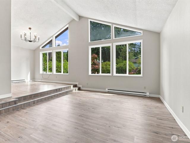 325 Rollingwood Drive