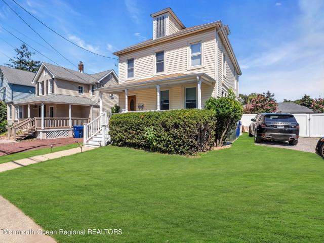 325 Roosevelt Ave, Oakhurst, NJ 07755 | MLS #22607 | Compass