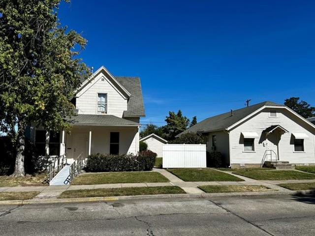 325 W 4th St, Medford, OR 97501