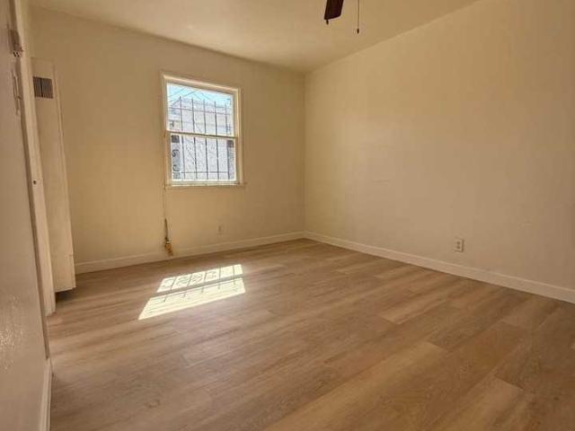 325 W. 50th St. Studio Apartment for Rent at 324 W 50th St, Los Angeles, CA 90037