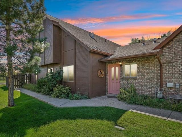 325 W Willow Way, Pleasant View, UT 84414