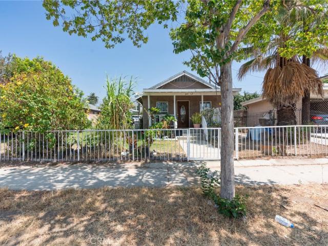 325 W Crescent Drive