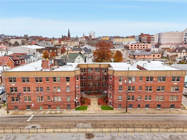 325 W Jefferson St, Butler, PA 16001 | MLS #1731 | Compass