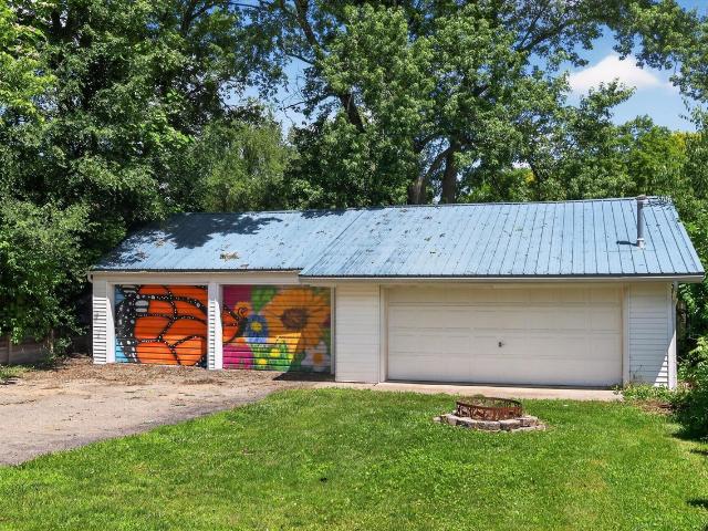 325 W South Street