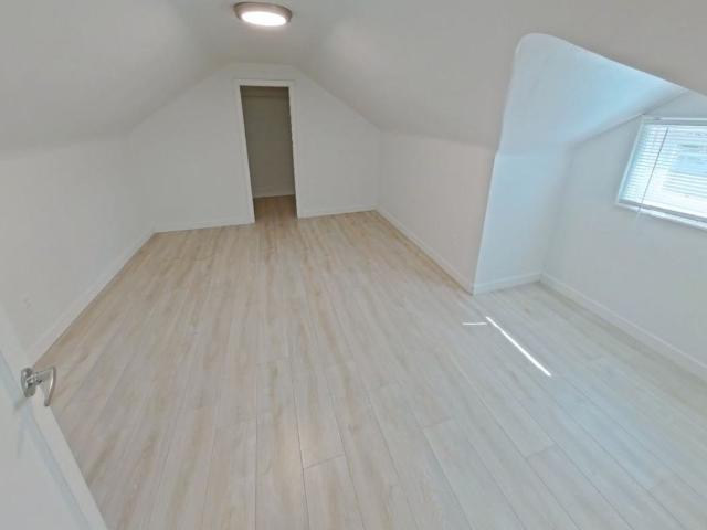 325 West 12th Ave 2 Bedroom Apartment for Rent at 325 W 12th Ave, Eugene, OR 97401 Downtown Eugene