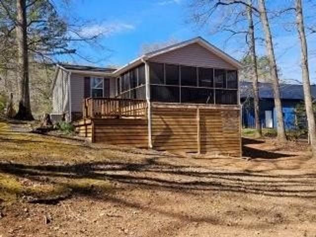 325 Wynde Pointe Ln, Buffalo Junction, VA 24529