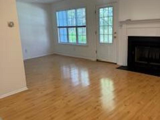 325 Towne Drive Unit 11 5